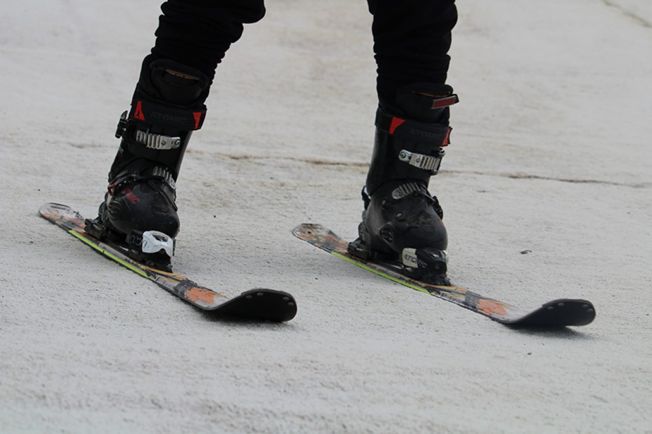 Knockhatch Ski & Snowboard School - Your local dry ski slope in East ...